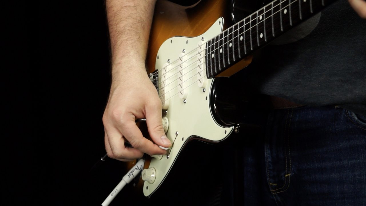 The 5 Strat Pickup Positions - TXBA Free Lesson Friday